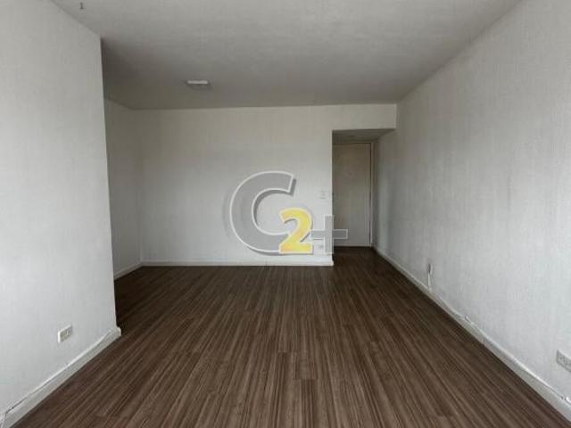 Apartamento à venda na Lapa com 2 quartos e 1 vaga