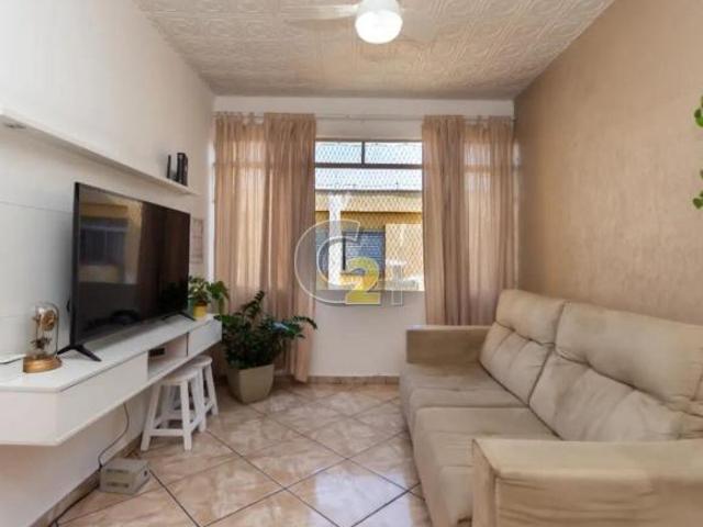 Apartamento à venda na Lapa com 2 quartos e 1 vaga