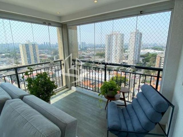 Apartamento à venda na Lapa, São Paulo SP: 2 quartos, 1 suíte, 1 sala, 2 banheiros, 67m² de área. Im