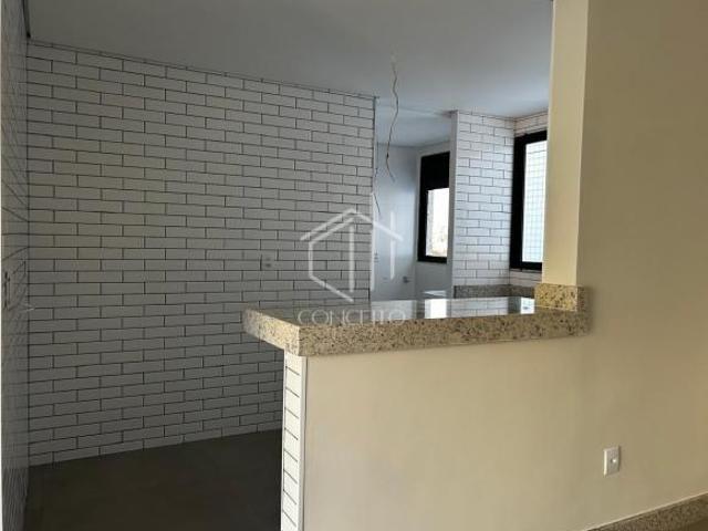 Apartamento à venda na Liberdade