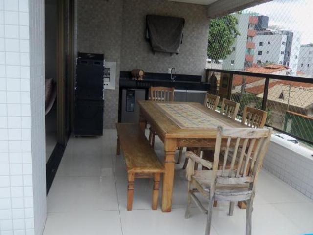 Apartamento à venda na Liberdade