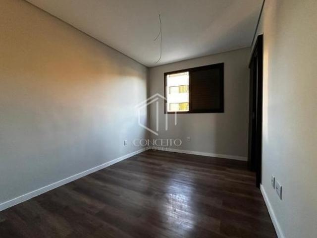 Apartamento à venda na Liberdade