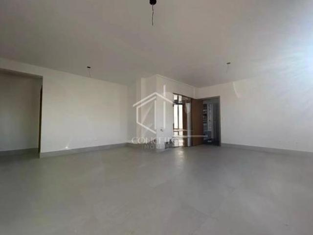 Apartamento à venda na Liberdade
