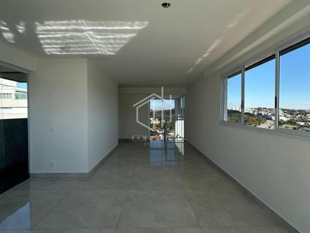 Apartamento à venda na Liberdade