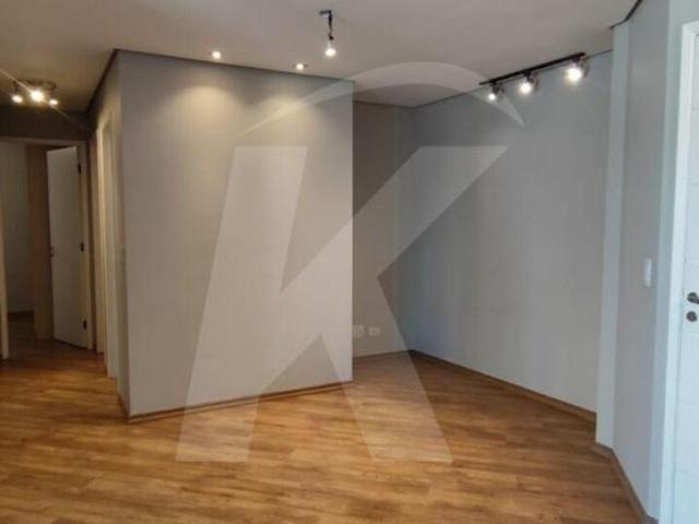 Apartamento á Venda na Parada Inglesa com 3 suítes, 2 vagas e Varanda Fechada em Vidro