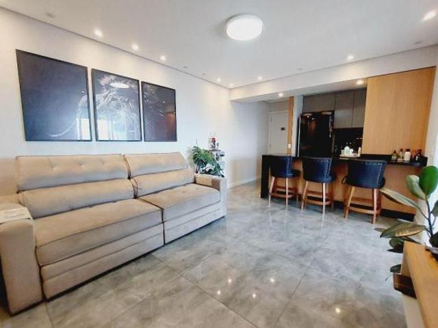 Apartamento à Venda na Penha. 3 dormitórios 1 Suíte, 2 Vagas de Garagem. Condomínio completo. Penh