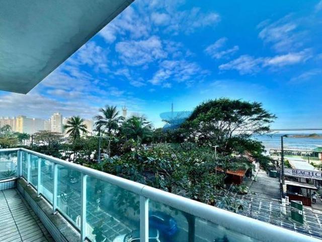 Apartamento à venda na Pitangueiras em Guarujá | Omega Imóveis