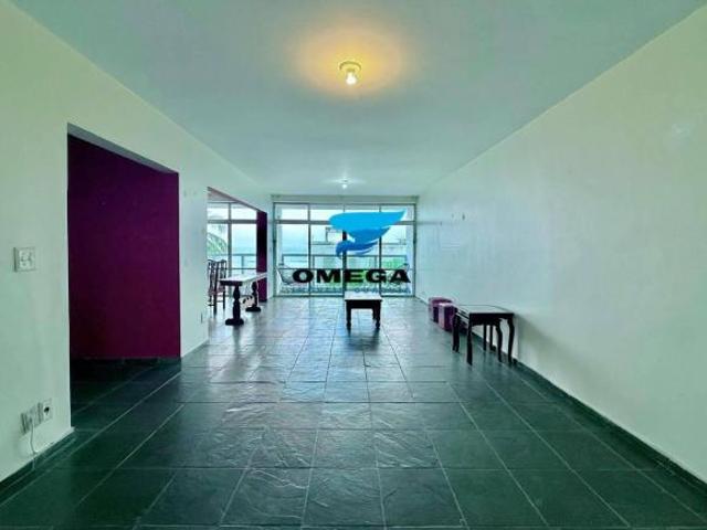 Apartamento à venda na Pitangueiras no Guarujá | Omega Imóveis