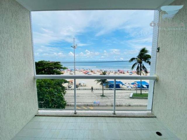 Apartamento à Venda na Pitangueiras no Guarujá | Omega Imóveis