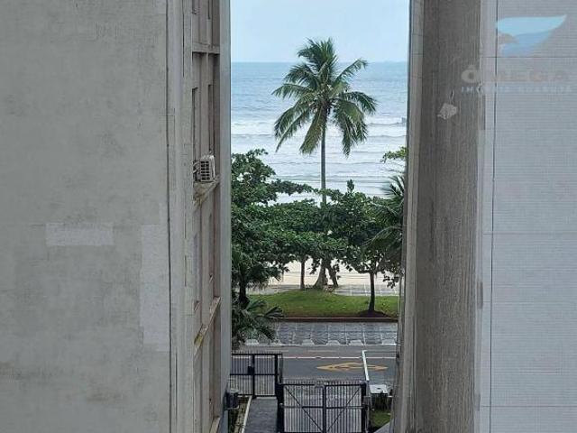 Apartamento à Venda na Pitangueiras no Guarujá | Omega Imóveis