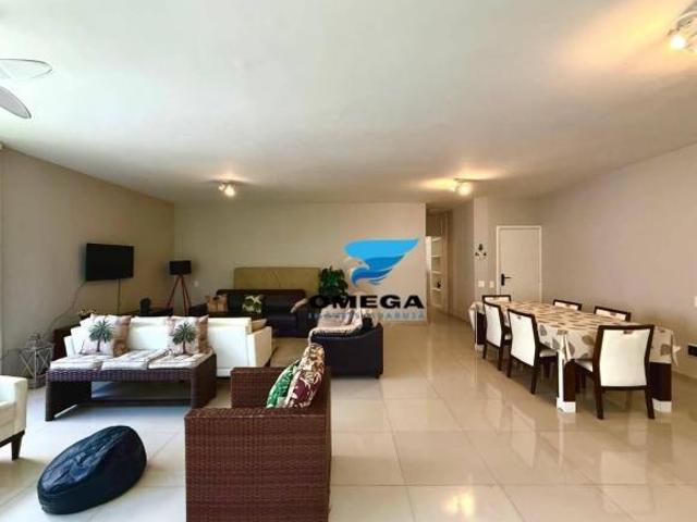 Apartamento à venda na Pitangueiras no Guarujá | Omega Imóveis