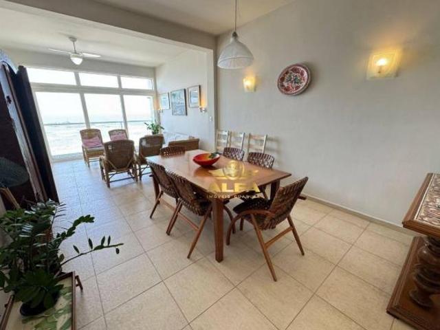 Apartamento à Venda na Pitangueiras no Guarujá | Alfa Imóveis