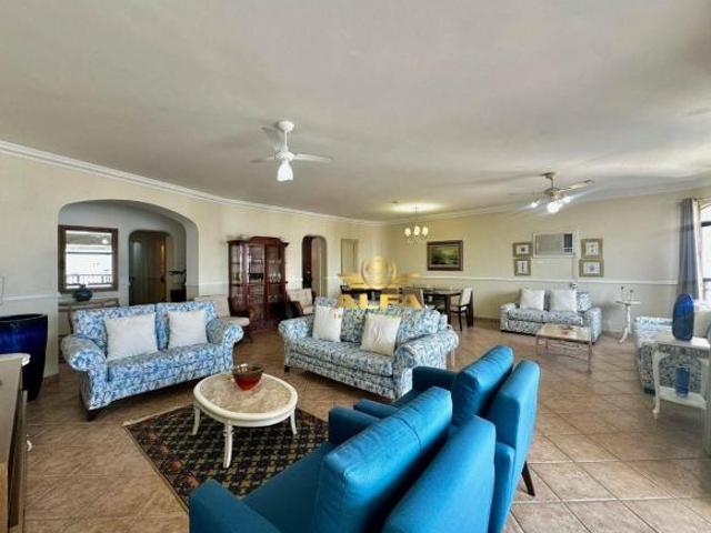 Apartamento à Venda na Pitangueiras no Guarujá | Alfa Imóveis