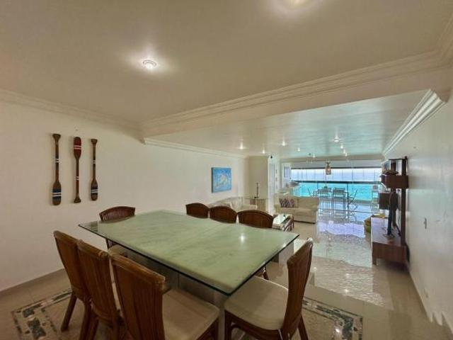 Apartamento à Venda na Pitangueiras no Guarujá | Alfa Imóveis Guarujá
