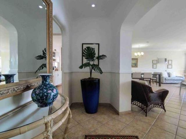 Apartamento à Venda na Pitangueiras no Guarujá | QVista Inteligência Imobiliá.