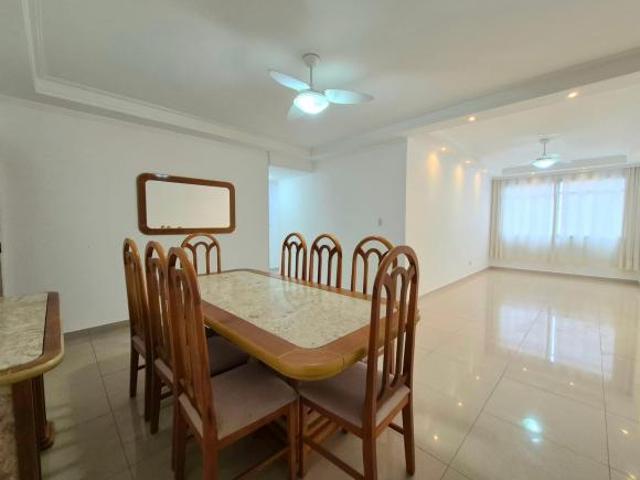 Apartamento à Venda na Pitangueiras no Guarujá | QVista Inteligência Imobiliá.