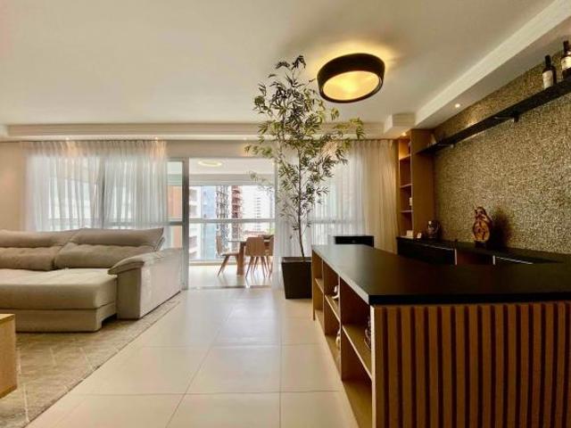 Apartamento à Venda na Pitangueiras no Guarujá | QVista Inteligência Imobiliá.