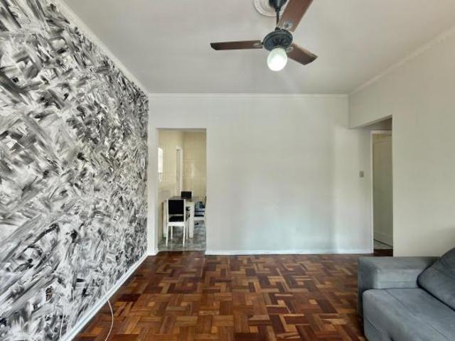 Apartamento à venda na Pitangueiras no Guarujá | Qvista Inteligência Imobiliá.