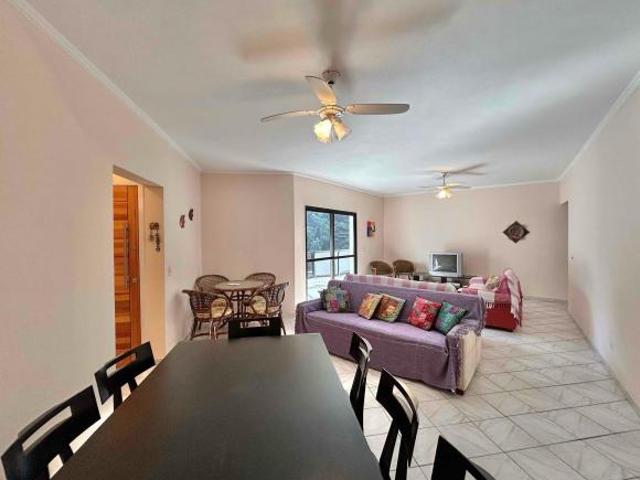 Apartamento à Venda na Pitangueiras no Guarujá | Qvista inteligência imobiliário
