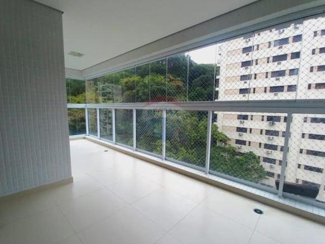 Apartamento à Venda na Pitangueiras no Guarujá/SP