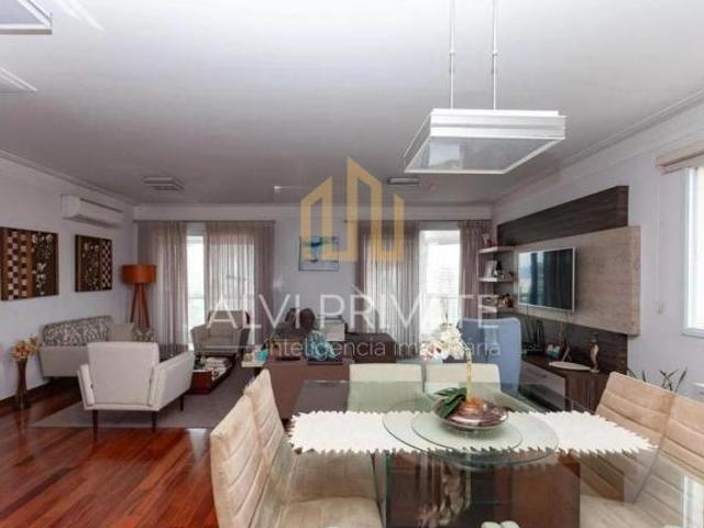 Apartamento à Venda na Pompéia | 180 m² | 3 Suítes | 4 Vagas | Alto Padrão