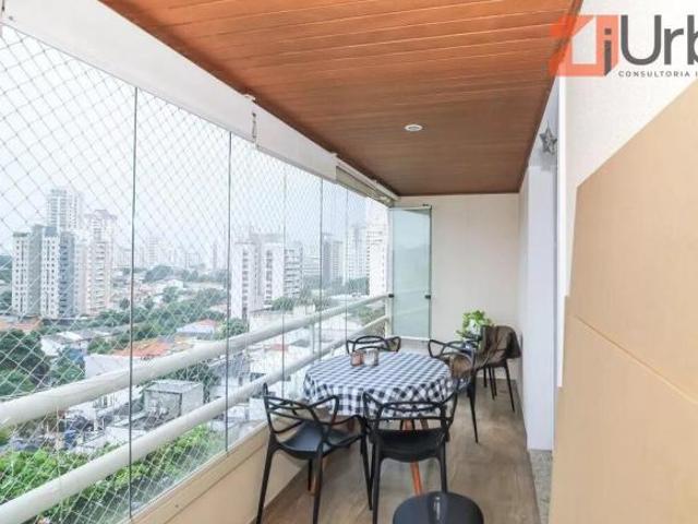 Apartamento à venda na Pompéia com 110m², 2 vagas próximo ao Hospital São Camilo