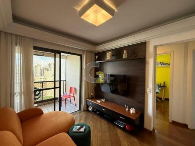Apartamento à venda na Pompéia com 2 suítes e 2 vagas