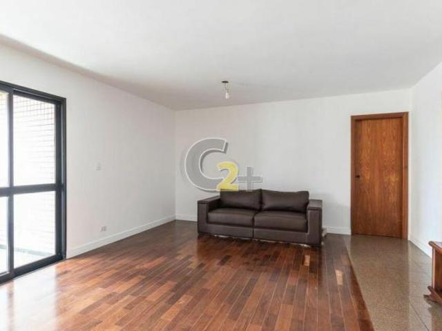 Apartamento à venda na Pompéia com 3 quartos, sendo 1 suíte e 3 vagas