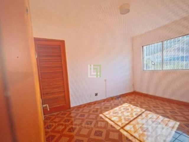 Apartamento à venda na Ponte de São João