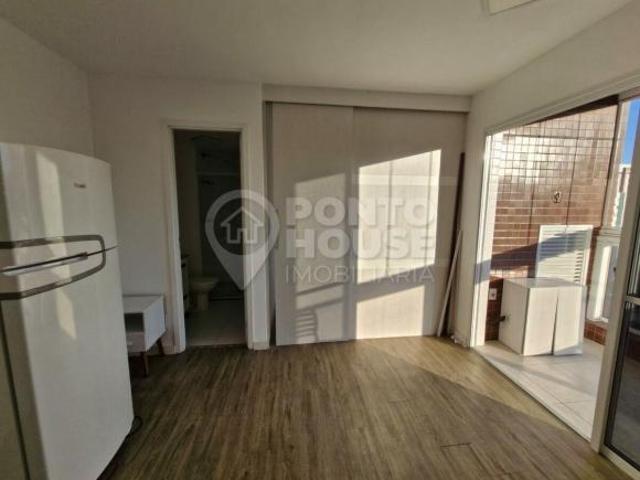 Apartamento à venda na Praça da Árvore 1 dormitório, 1 sala, 1 banheiro e 1 vaga