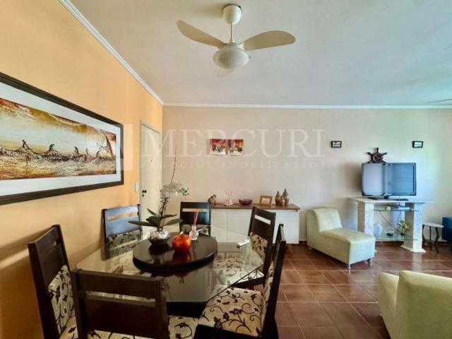 Apartamento à venda na Praia as Astúrias em Guarujá