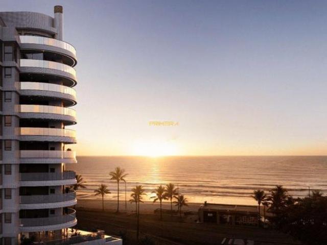 Apartamento à venda na Praia Central