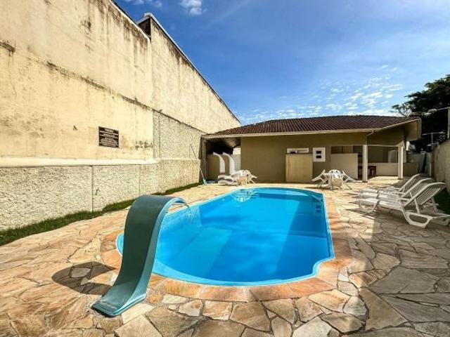 Apartamento à venda na Praia da Maranduba