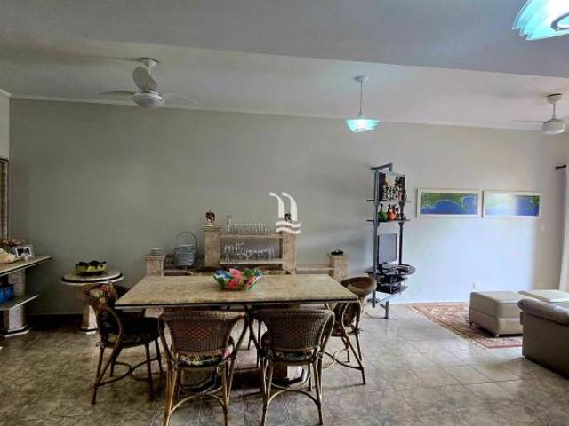 Apartamento à venda na Praia da Maranduba