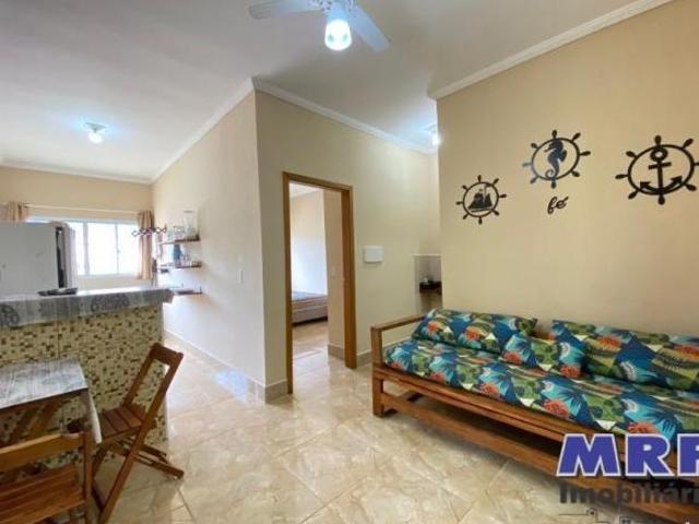 Apartamento à venda na Praia da Maranduba. Ubatuba. Mobiliado. Condomínio com piscina