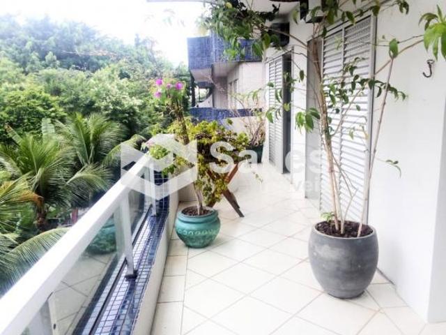 Apartamento à Venda na Praia da Enseada – 118m², excelente localização