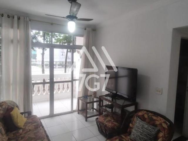 APARTAMENTO À VENDA NA PRAIA DA ENSEADA