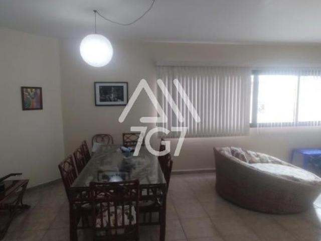 APARTAMENTO A VENDA NA PRAIA DA ENSEADA