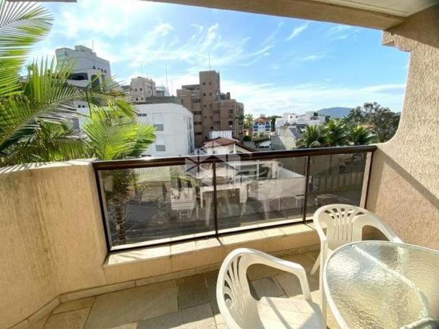 Apartamento a venda na Praia da Enseada 4 Dormitórios e 2 Vagas de Garagem!
