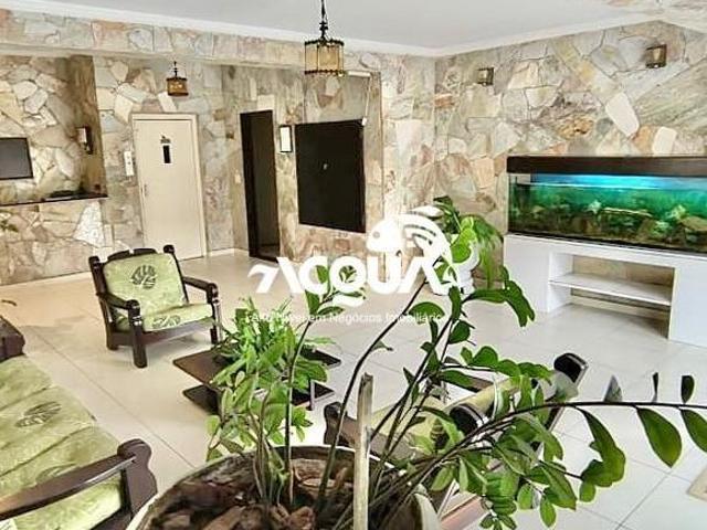Apartamento a venda na Praia da Enseada
