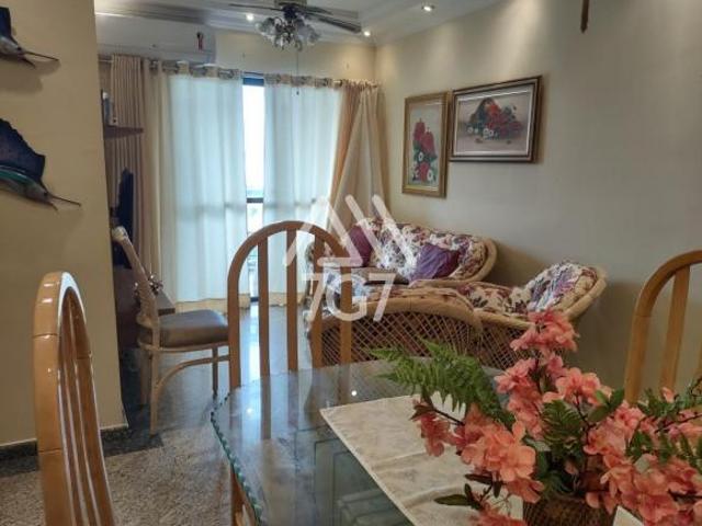 APARTAMENTO À VENDA NA PRAIA DA ENSEADA GUARUJÁ
