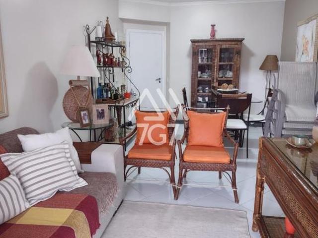 APARTAMENTO À VENDA NA PRAIA DA ENSEADA GUARUJÁ