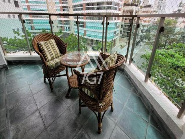APARTAMENTO A VENDA NA PRAIA DA ENSEADA GUARUJÁ