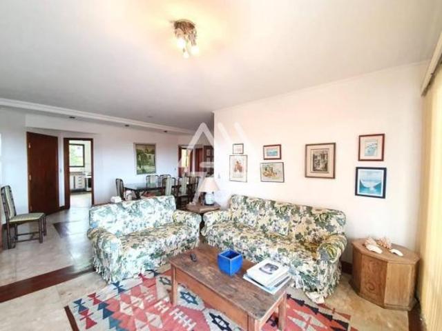 APARTAMENTO À VENDA NA PRAIA DA ENSEADA GUARUJÁ