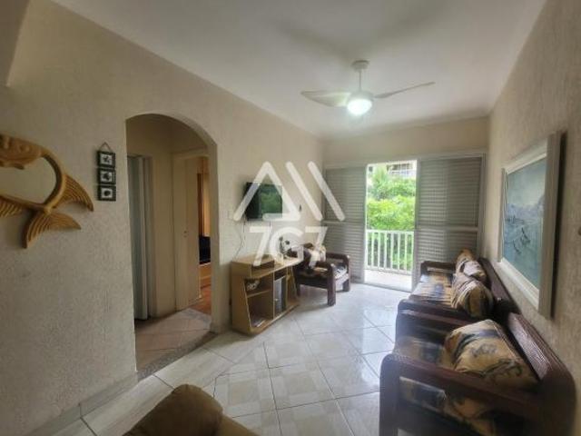 APARTAMENTO À VENDA NA PRAIA DA ENSEADA GUARUJÁ