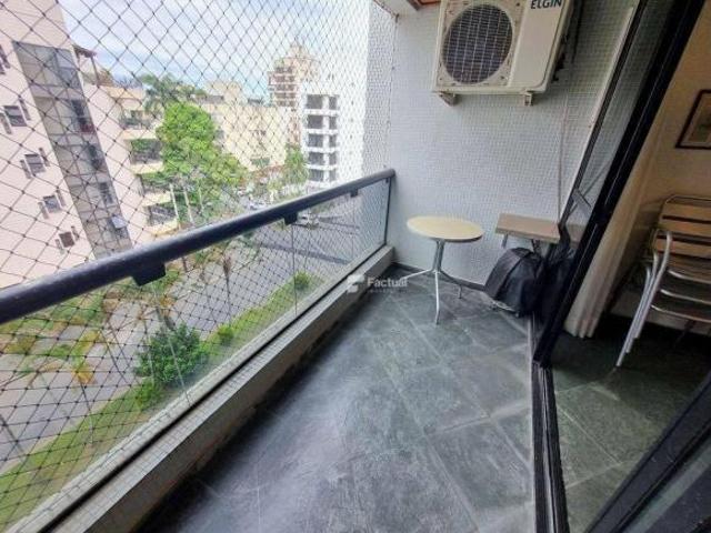 Apartamento à venda na Praia da Enseada Guarujá / SP