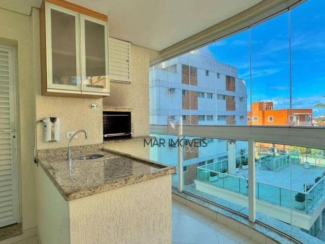 Apartamento À Venda na Praia da Enseada Guarujá SP