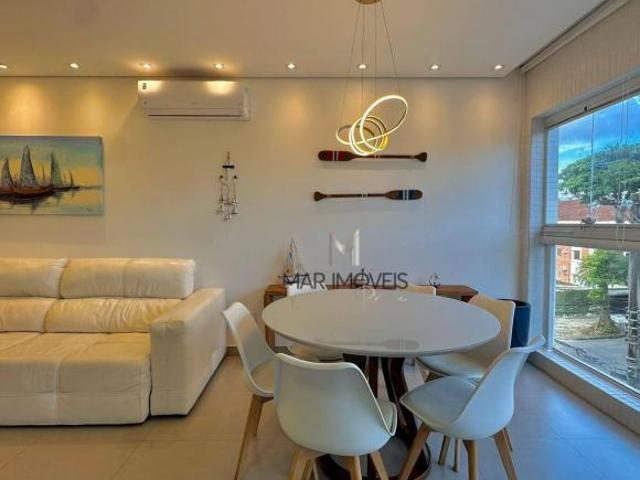 Apartamento à venda na Praia da Enseada em Guarujá