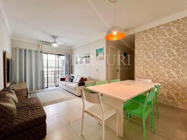 Apartamento à venda na Praia da Enseada em Guarujá