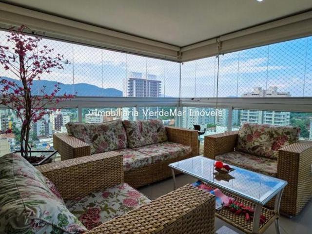 Apartamento A VENDA na praia da Enseada em Guarujá